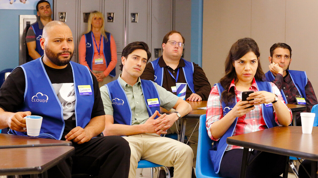 Watch Superstore | Netflix